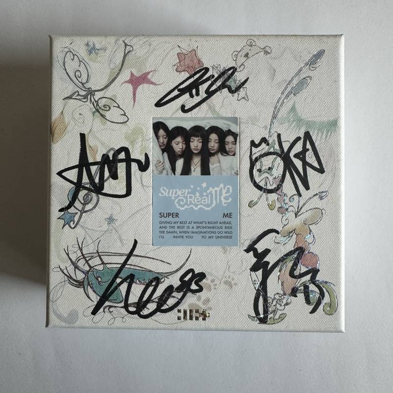 ILLIT SIGNED 1ST MINI ALBUM 'SUPER REAL ME' - SUPER ME VERSION