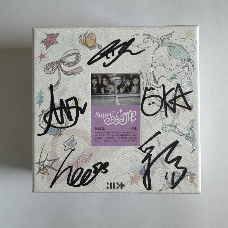 ILLIT SIGNED 1ST MINI ALBUM 'SUPER REAL ME' - REAL ME VERSION