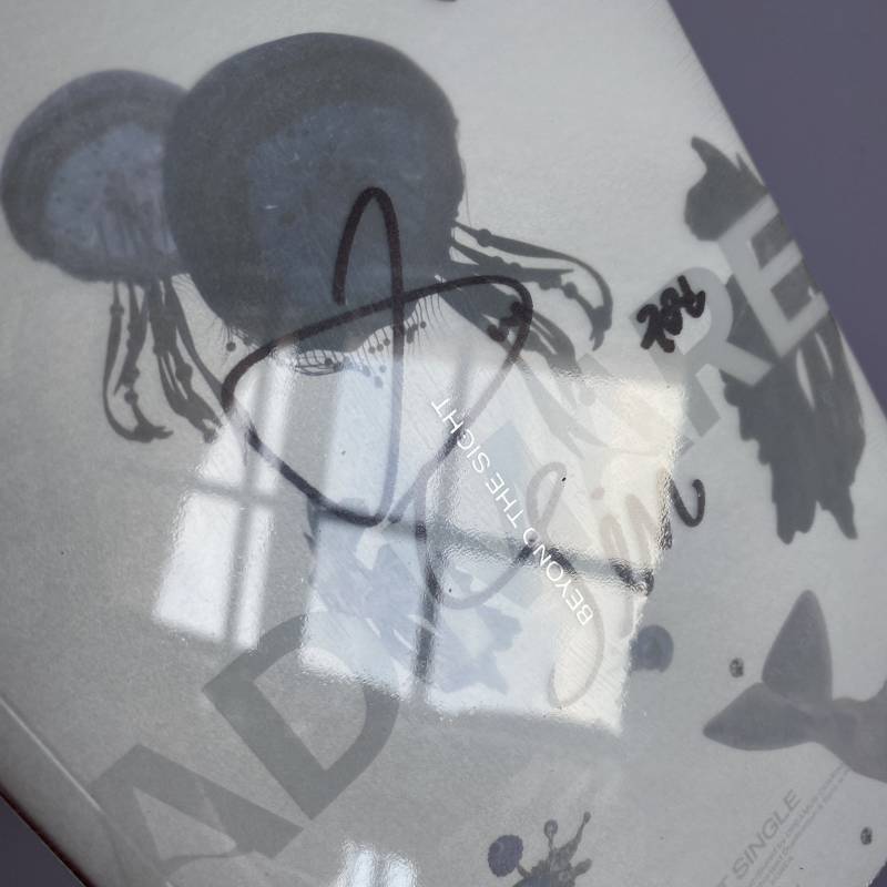 NMIXX KYUJIN SIGNED 1ST SINGLE ALBUM 'AD MARE' - LIGHT VERSION (SEALED)